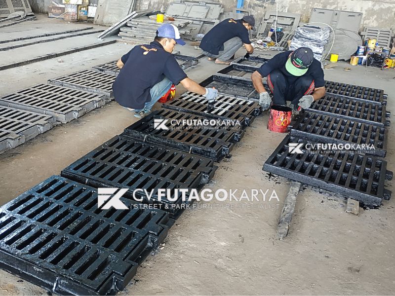 Besi Grill Tutup Selokan Langsung Pabrik - Futago Karya