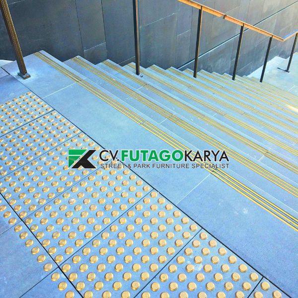 Guiding Block Ubin Difabel Terlengkap - Futago Karya